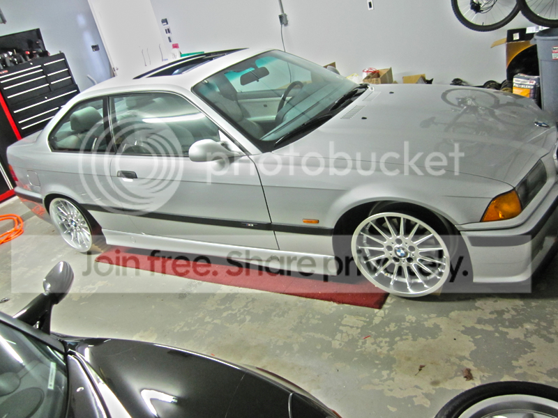 18" Style 32, what size tires? E36
