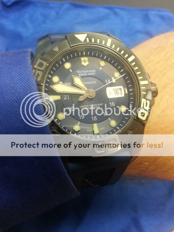 FSOT blue victorinox dive master 500 VSA DM500 mechanical | WatchUSeek ...